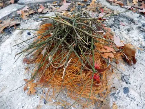 8 Ways to Build a Fire