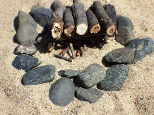 8 Ways to Build a Fire