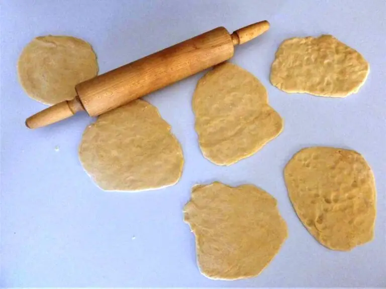 How to Make Pine Bark Bread