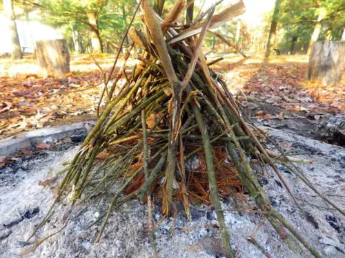 8 Ways to Build a Fire