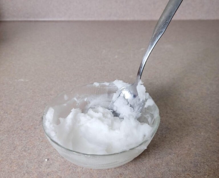 How To Make Your Own Toothpaste